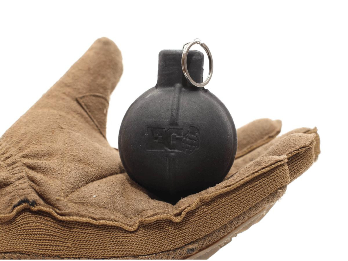 Grenade Explosive à Goupille EG67 à Billes de Enola Gaye dans Defense